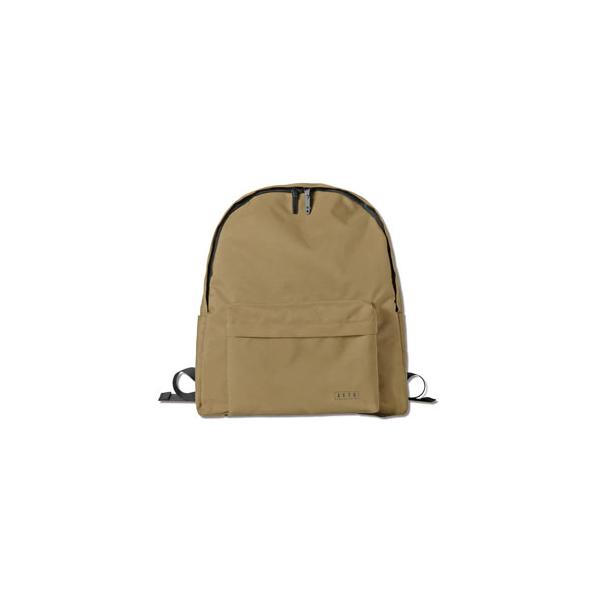 SCRIBBLE   BEIGE  design：ビッグサイズのバックパック。フィット感が良く、背負い心地も抜群。大容量でライフスタイル仕様のボーラー向けバックパック。 function：摩耗、引き裂き、すり切れに強い、アウトドアでも使われ...
