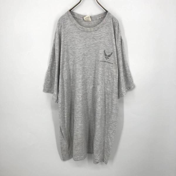2007年製米空軍の実物放出品のPT(Physical Training)Tシャツです。コントラクト番号SP100-07-D-F003NSN表記あり(8415-01-518-4930)2000s後半実物USAF【素材】ポリエステル100％【...