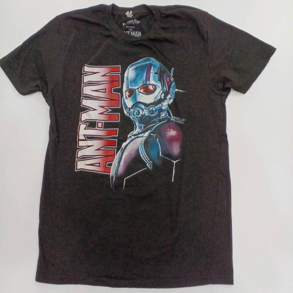 出品番号 yts0408ブランド名 MARVEL ANT-MAN素材 コットンサイズ Lカラー 黒ダメージ 特に無し採寸肩幅42身幅50着丈70袖丈20※裄丈とはシャツの袖の長さを表現する時につかうもので、首の付け根から肩を通り、袖先までの...