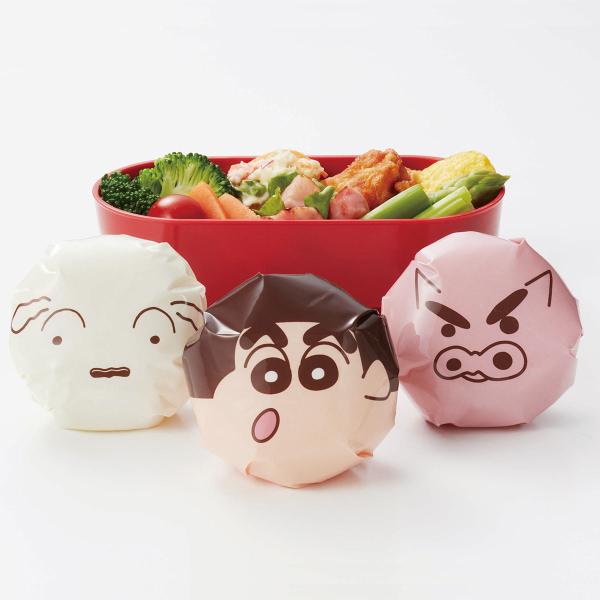 クレヨンしんちゃんのおべんとう用おにぎりラップです。ご飯を入れてくるっと絞って包んで付属の止めシールでとめるだけ。園児のおべんとうにぴったりなかわいらしい一口サイズのまん丸おにぎりが作れます。ランチタイムが楽しくなっちゃいますね。'　( 爆買 ）
