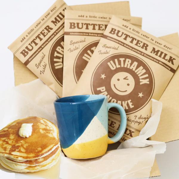 我が子の離乳食のためにキッチンで生まれたウルトラミックスパンケーキミックスとシンプルで優しい北欧マグがギフトセットになりました。しっとりもちもち。生地そのものを楽しんでいただきたいから、トランス脂肪酸フリー、アルミニウムフリー膨張剤使用、北...