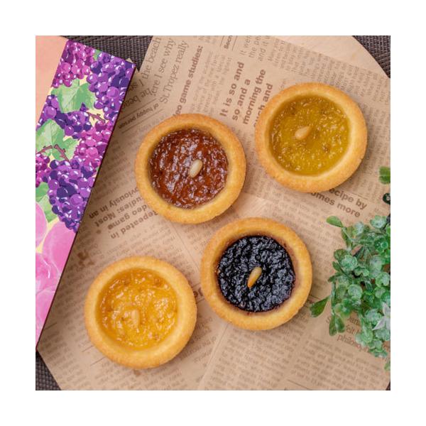 岡山で育った４種類の果実を丁寧にコンフィチュールに仕上げ、タルト生地に入れて焼き上げました。しっとりとしたタルトに濃厚なコンフィチュールの美味しさが合わさり、果実感が口いっぱいに広がります。一箱で４種類のおかやま果実それぞれの美味しさを味わ...