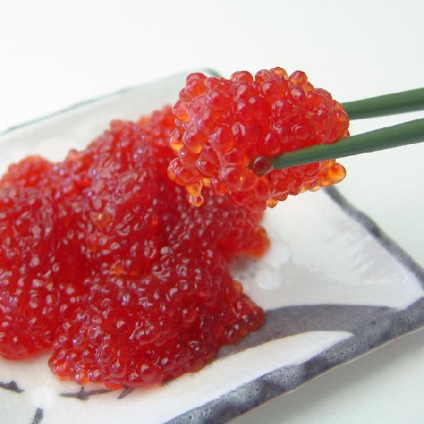 粒が細かく小さめです。味はLサイズと変わらぬ甘塩で食べやすくなっております。【内容量】（100g/1300円）×200g【保存方法】・届いてすぐに新鮮さを保つためには、面倒でも１本ずつラップで二重につつんで冷凍保存します。・食べたいときに自...