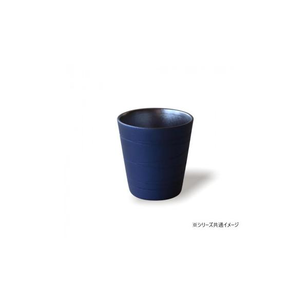 職人によって一つ一つ手仕事でラスター吹きをしています。陶器ならではの土感により、ビールの泡立ちを良くしてくれます。