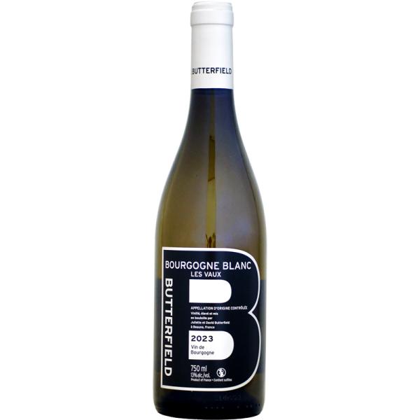 明るいキャラクターがそのまま詰まった、飲むと元気が出るブルゴーニュ！バターフィールドのエッセンスが詰まった理想的な『プティ・ムルソー』。ユニークなラベルの“B”は彼の想いである“Beaune”、“Beautiful”、“Butterfiel...