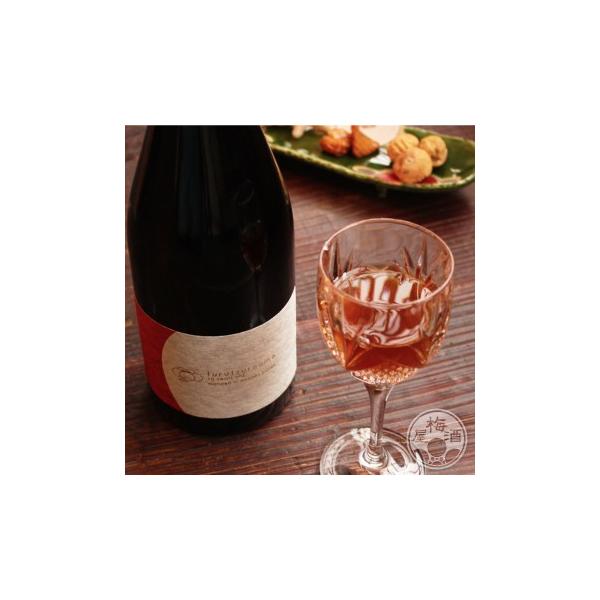 大人のお酒ってこんなお酒のことを言うんです。大きめのロックグラスに丸い大きなアイスを入れて古鶴梅を注ぎ込む。そして、ゆっくりゆっくり味わいながら頂く・・・。樽の香りと心地よい苦味、そして芳ばしさ。余韻を楽しむ時間がいとおしくなります。(by...