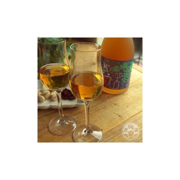 ボトルを開けた瞬間に葡萄の香りがテーブルに広がって、それだけでみんな大はしゃぎ！とってもフルーティーでスイートなのに濃厚な味わいと深い余韻・・・。グラッパを造れる西山酒造さまだからこそ表現できる大人の葡萄酒シリーズ。デザートワインの様に粋に...