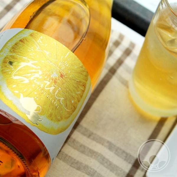 [原材料]醸造アルコール、果糖、ブランデー、紅茶、レモン果汁、レモン皮、ビタミンC[アルコール度数]9%[酒蔵名]中野酒造