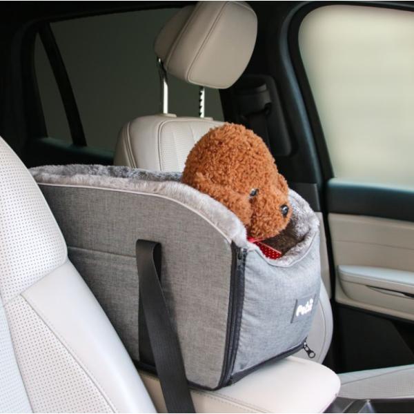 商品情報商品名：ペット用ドライブボックス素材:ポリエステルサイズ：約22*45*25cm(多少の誤差ご了承ください）セット内容： ドライブボックス一つのみおすすめポイント★車載用運転席と助手席の間にあるセンターコンソール上に設置して、 視野...