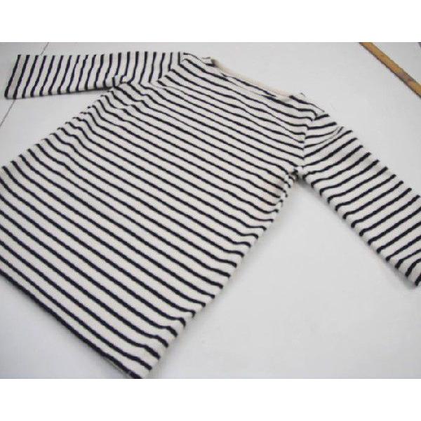 ボートネックの5分袖Ｔシャツですの型紙ですシンプルなボートネックのハーフスリーブＴシャツの型紙です。バランスのいい5分袖は肘が隠れる丈で、少しだけ広がって見えるところが可愛い！ニット用のミシンが無くてＯＫ！直線縫いミシンとジグザグ縫いがあれ...