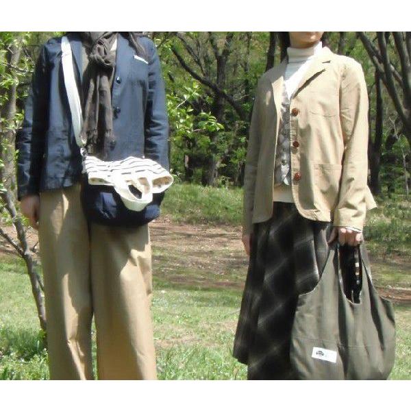 ラフに着こなすカジュアル・テーラードジャケットの型紙です。アンクローズの目指す、着まわしの利くカジュアルスタイルの定番ジャケットとして提案します。カジュアルな中にも、大人っぽいキチンと感のテーラードジャケットです。[特徴]・本格的なジャケッ...