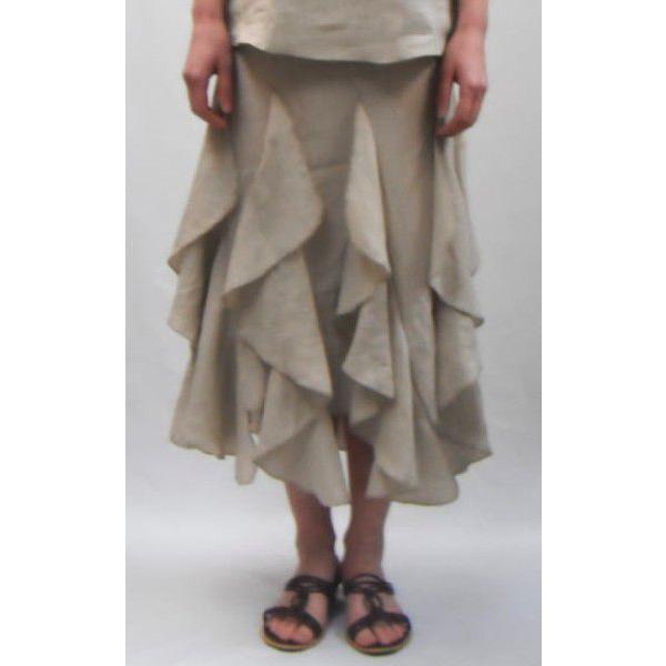 ファスナー、ボタン、芯、不要!マーメード風のエスカルゴスカートの型紙です。ウエストはゴム使用なのでファスナー付けもありません。直線縫い中心だから簡単！[サイズ]＊Ｆ（フリーサイズ）ウエスト６０ｃｍ〜７０ｃｍ型紙寸ゴムなし84ｃｍヒップ８８ｃ...