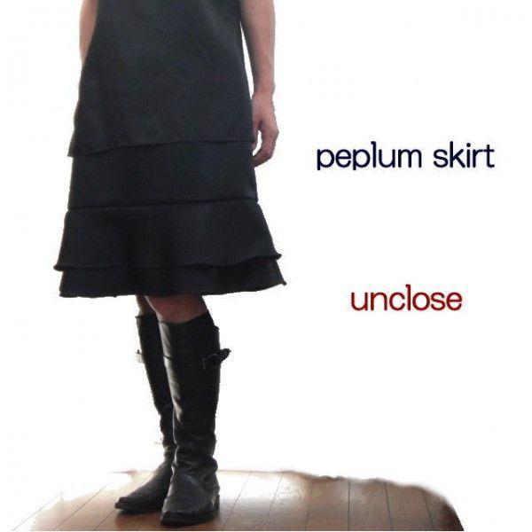 ぺプラムスカートの型紙ですウエストゴム仕様だから簡単に作れます。シンプルだけど、ちょつと華やかにしてくれる、そんなスカートです。広がり過ぎないぺプラムがレイヤーになって、とってもお洒落なシルエット！《商品内容》・型紙　実寸大縫い代付きカット...