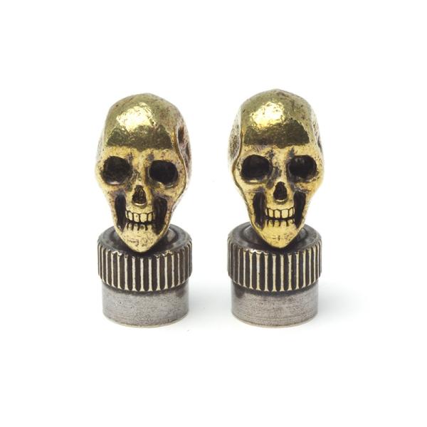 detail:ハチェットメタルワークスタジオ"VintageSkull"ValveCap / HBC-1ヴィンテージキーホルダーのスカルをモチーフにしたバルブキャップです。米式のバルブに装着可能です。material:brass(真鍮)si...