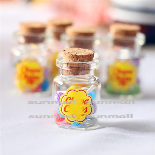 サイズ：22 × 33.5 mm内容量： 約8本入り（大粒キャンディ）※注: 本製品には多少の測定誤差がある場合がございますので、実際の商品を基準にしてください。素材／材質: 樹脂◎大粒サイズのミニチュアキャンディが8本入りカラフルで存在感...