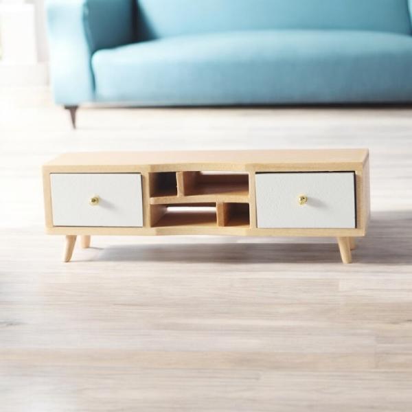 123x30x40mm重量：約40ｇ写真を参照※注: 本製品には多少の測定誤差がある場合がございますので、実際の商品を基準にしてください。素材：木製ミニチュア手織りバスケットは、ドールハウスのインテリアにぴったりの手作りアイテムです。2タイ...