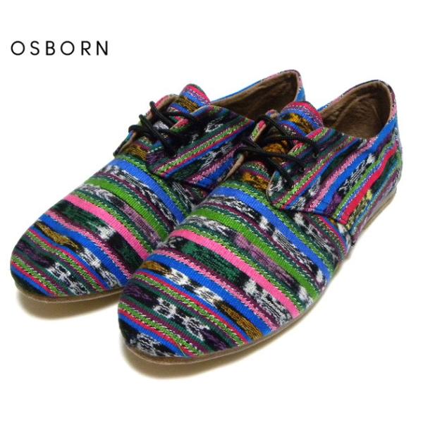 AARON OSBORNとCARLA VENTICINQUEによって2009年に設立した、ニューヨークはブルックリン発のシューズブランドOSBORN SHOES(オズボーン・シューズ)。グアテマラ産の手織ファブリックを大胆に使用し、遊び心の...