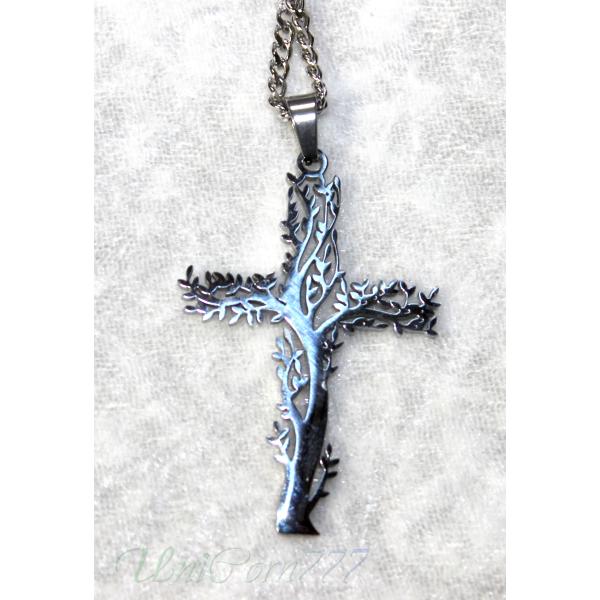 樹木の形をしたクロスです。自然愛好家やSDGsを推進しているクリスチャンの方に。