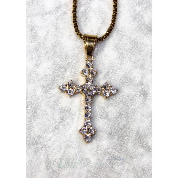 十字架（クロス／ロザリオ）のネックレスです。金属アレルギーの方にも優しいサージカルステンレス製です。チェーンは、60cmです。シンプルながらも繊細なデザインは、どんなファッションにも合わせやすく、日常使いや特別なシーンでも活躍します。ぜひ、...