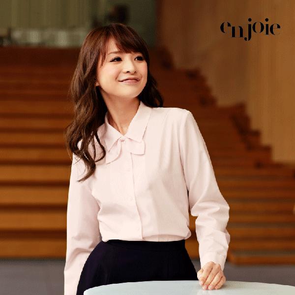 メーカー：ジョア品番：01060-3 01060-4 01060-5商品名：長袖ブラウス(リボン付)性別：レディース素材：ドビーストライプ（ポリエステル85％・綿15％）ホームクリーニング生地厚：やや薄ジャケットを羽織ってもフィットしやすい...