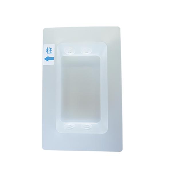 品番：K-BARBS材質：ポリプロピレン規格寸法：（高）210mm（幅）134mm（奥行）40mm色調：ナチュラル入数：100個入り/ケースコンセント周りの気密処理に最適です。こだわり形状で気密性が高く 、簡単・確実に施工できます。【発送情...