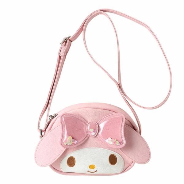 使うのが楽しくなるキッズショルダーバッグ☆一緒にお出かけ気分を楽しめるフェイス形★キラキラ輝くスパンコール入りのリボンがお目立ちポイント♪■サイズ約幅17×奥行4×高さ13cm（※ショルダー紐含まず）ショルダー紐の長さ:約64-124cm■...