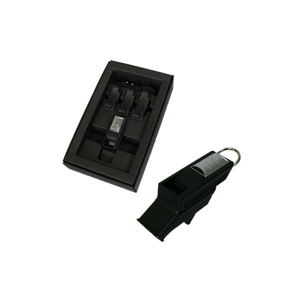 【種別】レフリーアクセサリー（審判用品）【メーカー名】モルテン（molten）【カラー】ブラック【特徴】Jリーグ唯一の公式用具！モルテン 審判用ホイッスル。□太くキレのある鋭い高音□大音量・[付属品]ホイッスル本体、フリップグリップ18,2...