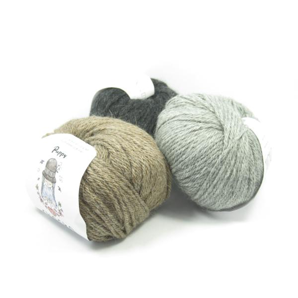 ■商品情報　・仕立（糸長）：５０ｇ １００ｍ　・主な構成　　：ベビーアルパカ　１００％　・手編み棒針　：４〜６号　・婦人長袖着分：４５０ｇ（９玉）■注意事項　・WEBの性質上、PCの設定や環境で実際の商品とカラーが若干異なる場合がございます...