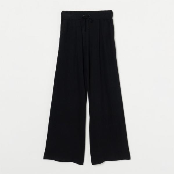 ブランド :three dots（スリードッツ）商品名 : ブラッシュドセーター ワイドパンツ商品番号 : QR6003Y カラー : blackサイズ : XS / S / M素材：再生繊維(セルロース)96%,ポリウレタン4%原産国：日本製