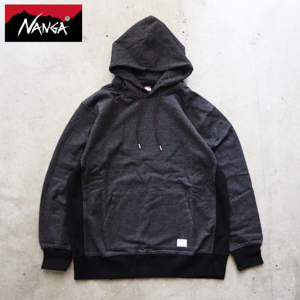 ブランドNANGA / ナンガ商品名エコハイブリッド スウェット フーディー商品説明ドロップショルダー仕様と程よくゆとりのあるサイズ感。画期的な軽量と柔らかい着心地のリサイクルコットン『Ferre Yarn(フェレヤーン)』生地で、日常着で...
