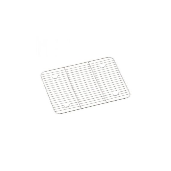 角バットにセットして、水切り・油切りや蒸し調理などに使えるアイテムです。網目が細かいため、小さめの食材も落ちにくく、効率的に水分を切ることができます。