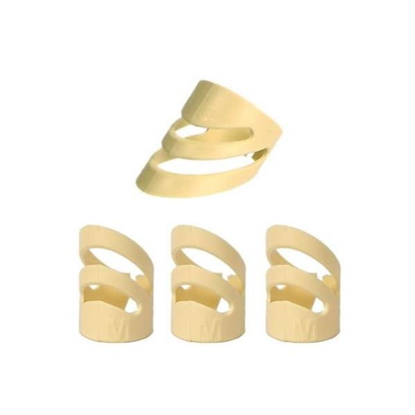 aLaska Pik＜アラスカピック（PAT.）＞は、作者がアラスカ在住時の寒い夜に、傷みやすい爪を守り、その日常の手入れを簡略にし、またより高度な技術を身につけたいという向上心から発案されました。使用方法は、ピックの先端部分に爪を引っ掛け...