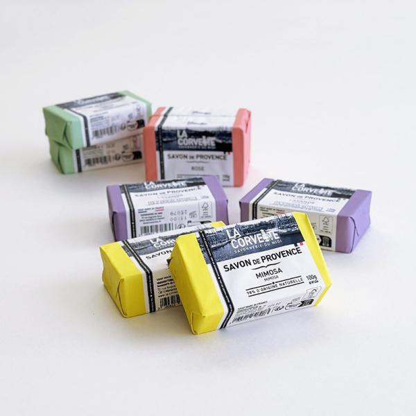 120年以上の歴史を重ねてきた老舗ブランド「LA CORVETTE-ラ・コルベット-」の保存料無添加ソープです。100%天然植物オイルベースのナチュラルソープは、釜炊き製法でじっくり作られる過程で得られる天然のグリセリンも含み、お肌に適度な...