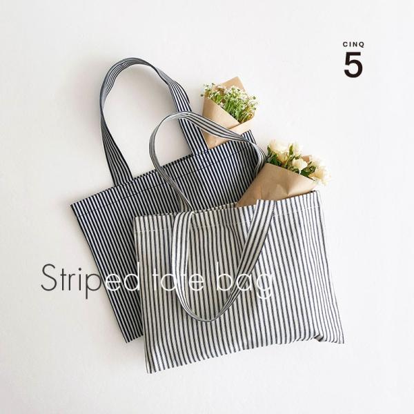 ヨーロッパのものをメインに上質な雑貨を取り扱うCINQさんオリジナルのトートバッグです。どんなスタイルにも合わせやすいよう、ロゴや文字等は入れずあえてシンプルに仕上げたストライプデザインのバッグです。デニムの産地で有名な岡山県備中で作られた...