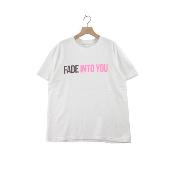 サイズ：表記L-肩幅49cm、身幅54.5cm、着丈65cm、袖丈20cmカラー：ホワイトコンディション：Bランク-裾ステッチほつれ素材：綿100％コメント：DARYLSTUDIO × T.B.Brothers FADE INTO YOU ...