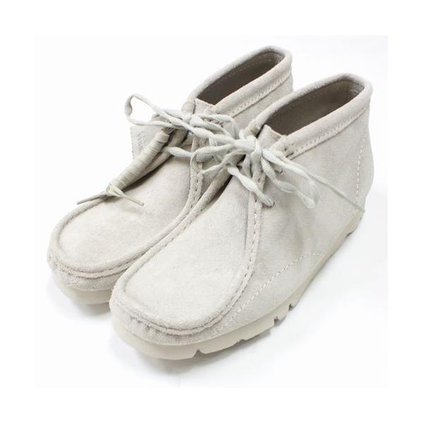 サイズ：表記UK9カラー：ベージュコンディション：Sランク−片足替え紐なし素材：コメント：Clarks × POST ARCHIVE FACTION 2025 WallabeeBT PAF  ワラビー ブーツ 26186608 261866...