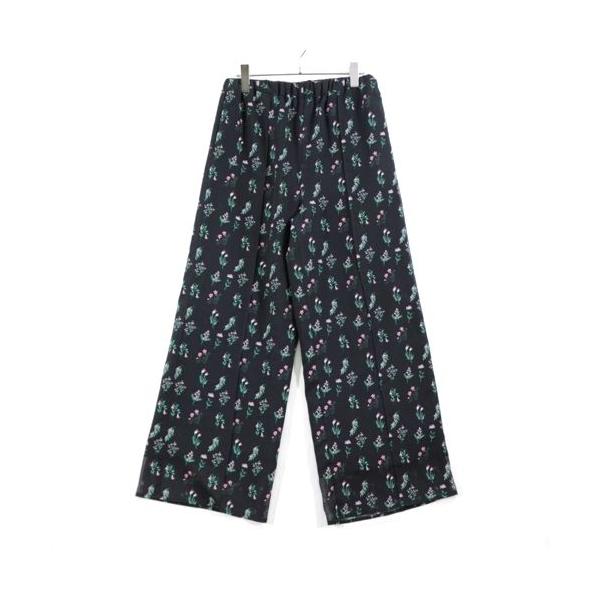 サイズ：表記38-ウエスト70〜cm、股上33cm、股下69cm、わたり幅32cm、裾幅30.5cmカラー：ブラックコンディション：Bランク-多少毛羽立ち素材：ポリエステル100％コメント：JOURNALSTANDARD × TOLIGHT...