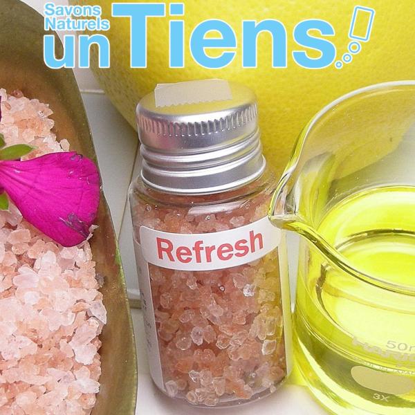 ●バスソルトの使用方法と使用上のご注意約200リッターの浴槽一回分として30グラムのバスソルトをバスタブに入れよくかき混ぜて溶かしてからお入りください。 岩塩は角がありますのでよく溶かしませんと入浴時に浴槽の底に残ったバスソルトの角が気にな...