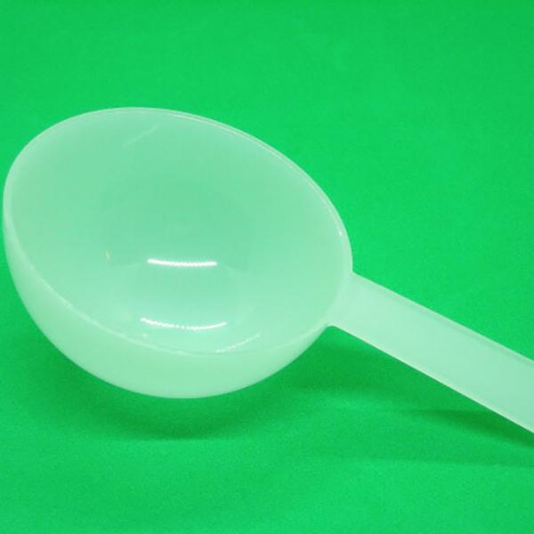 本製品は、アンティアンの アロマバスソルト 1回分がすぐに計れる便利な計量スプーン大40グラム用です。ほとんどの一般的なバスタブは200リッターなのですが、それにこのスプーン1杯のアロマバスソルトを入れていただくとちょうどよい濃度となります...