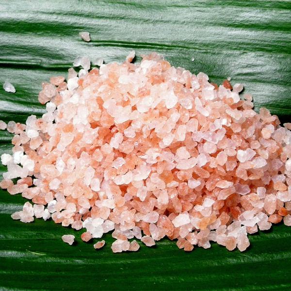 ●品名　ヒマラヤ岩塩　ピンクソルト原産地　パキスタン●規格外観　白色〜ピンク色サイズ　2mm〜4mm　　　　　　　　　　　　●保管方法　乾燥した冷暗所にて保管●成分/ 100gナトリウム　39.6g鉄　0,96gカルシウム　110mgカリウ...