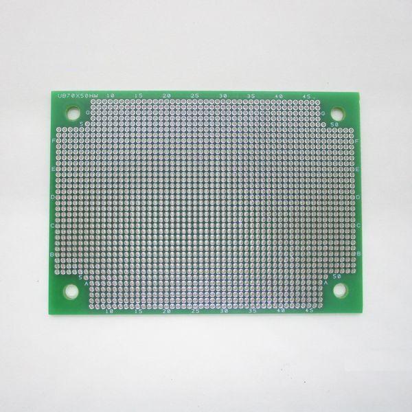 両面　7cm×5cm　1.27mmピッチ　鉛フリーハーフピッチ　ユニバーサル基板■主な仕様・ランドピッチ：1.27mm×1.27mm・ランド穴径　：Φ0.7mm・基板材質　　：ガラスエポキシ FR-4・表面処理　　：鉛フリー半田・レジスト色...