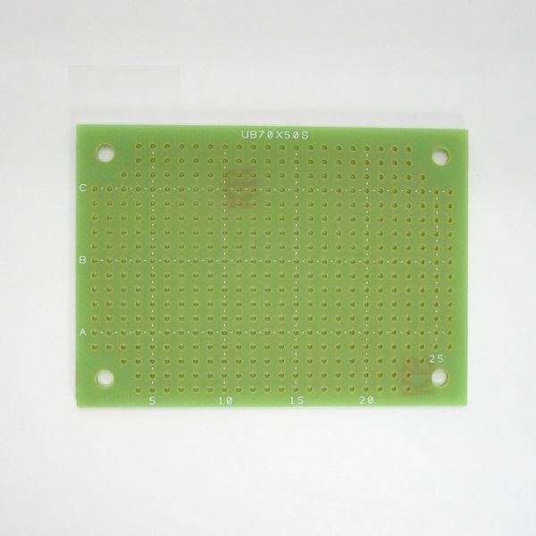片面　7cm×5cm　2.54mmピッチ鉛フリー　ユニバーサル基板■主な仕様・ランドピッチ：2.54mm×2.54mm・ランド穴径　：Φ1.0mm・基板材質　　：ガラスエポキシ FR-4・表面処理　　：鉛フリー半田・レジスト色　：緑・基板寸...