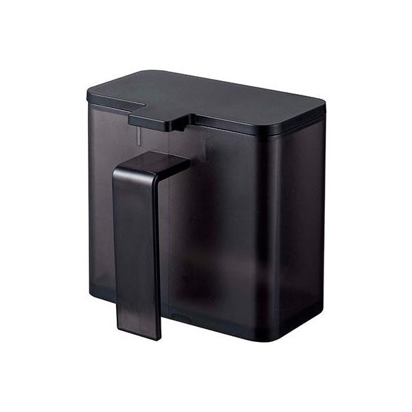 シリーズ：ラクエラシステムキッチン：マグネットアイテムサイズ：W11.0×D9.0×H10.5cm容量：約400ml（小麦粉200ｇ相当）【ご注意】※計量スプーン付き（小さじ５ｇ）※マグネット製品を使用する際、擦ったり引きずったりすると、パ...