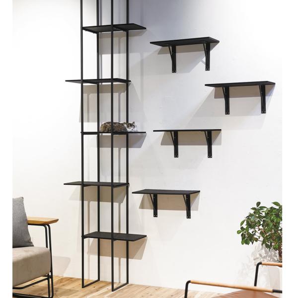 アイアンのスタイリッシュなタワーフレームです。棚板はお好みでご用意をお願いします。キャットタワーフレームとしても、飾り棚として使っていただけます。※階段と床でビス固定してください。※高さ±5ｍｍまで高さを調整していただけます。※棚板は別でご...