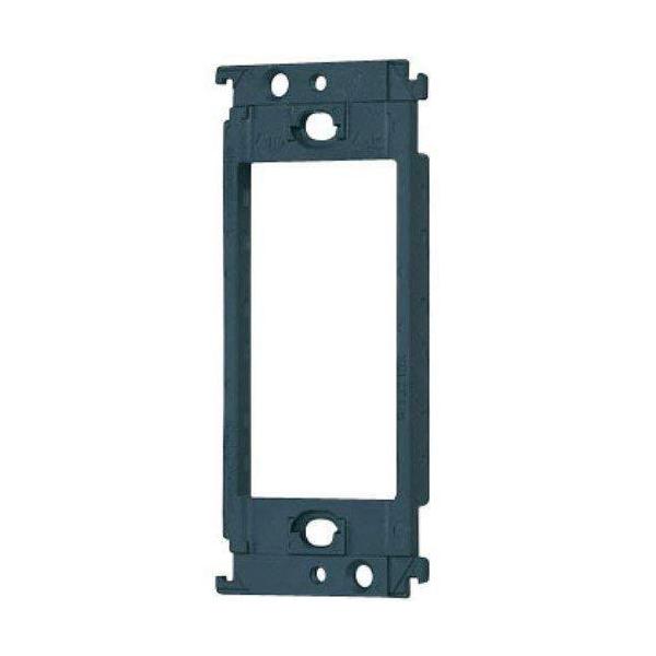 【発売日：2002年11月21日】※コスモシリーズワイド21 埋込スイッチ絶縁取付枠です。