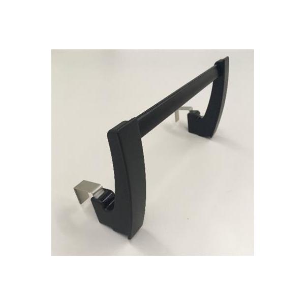 サイズ:W22.5×D7.2×H9.9cm[ご注意]※シンクキャビネット専用のタオル掛けになります。他のキャビネットにご使用されると上の引出しなどに当たって破損する恐れがあります。ご注文前のチェックポイント対応モデル　：CENTRO・・・取...