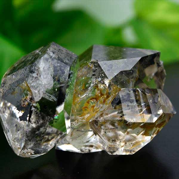 【石の名前】アメリカ・ニューヨーク州ハーキマー郡ミドルビル地区産ハーキマーダイヤモンド(ハーキマー水晶)結晶原石【サイズ等】大きさ：約68.2mm×約47.4mm×約36mm重さ：約143.5g※天然石の為、多少の欠け・ヒビ等がある場合があ...