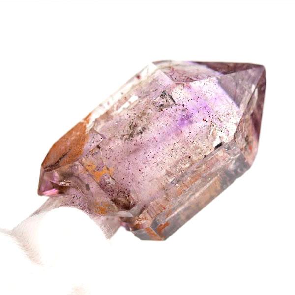 【石の名前】ジンバブエ産チブク鉱山アメジストエレスチャル結晶原石【サイズ等】大きさ：約20.5mm×約16.6mm高さ：約48.3mm重さ：約18.2g【商品情報】アフリカ南部に位置するジンバブエ産のアメジストエレスチャル結晶原石が入荷致し...