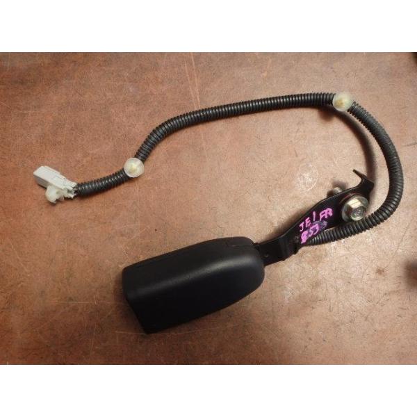 **** 商品説明を必ずご確認ください ****部品管理番号：000019950277150メーカー純正品番：81455-SYA-J02ZB部品名：シートベルト部品区分：リサイクル品管理品番：199502車名：ゼスト車両タイプ名：5ドアハッ...