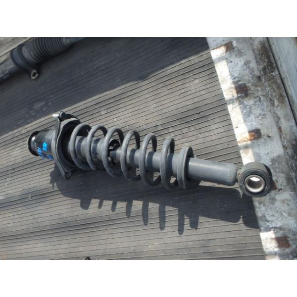 **** 商品説明を必ずご確認ください ****部品管理番号：000023649050300部品メーカー：KYBメーカー純正品番：48530-59865部品名：右RストラットASSY部品メーカー品番：48530-52610部品区分：リサイク...